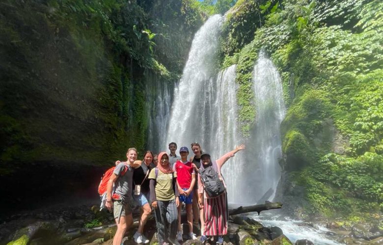 Senaru Panorama Walk And Tours • Rinjani Women Adventure